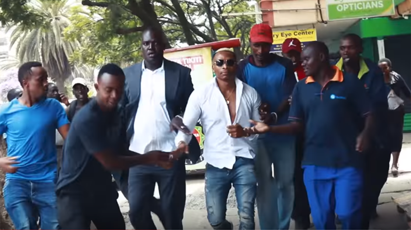 Otile Brown transforms from being ‘broke’ to dishing out cash on the ...