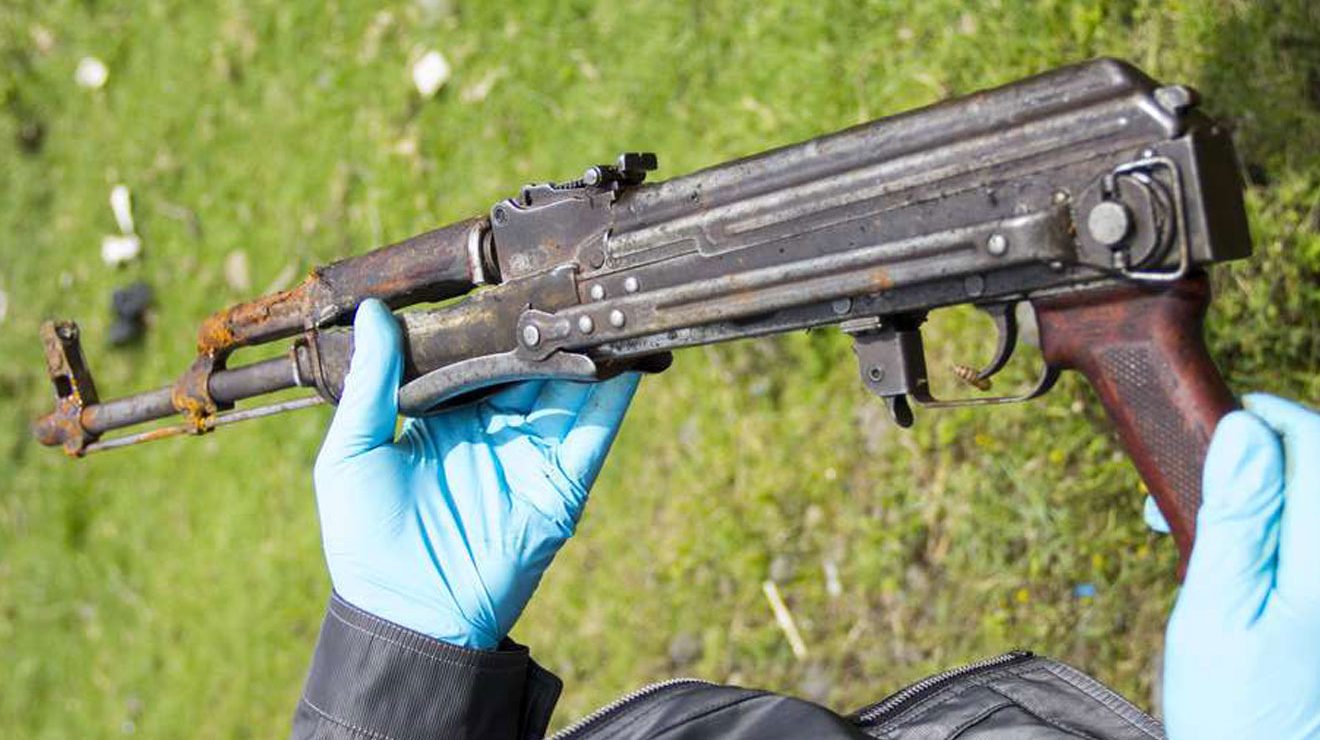 Police officer attacked, disarmed of his loaded AK-47 rifle – Nairobi News