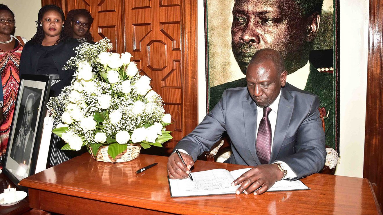 Moi condolence book opened at Nyayo House – Nairobi News