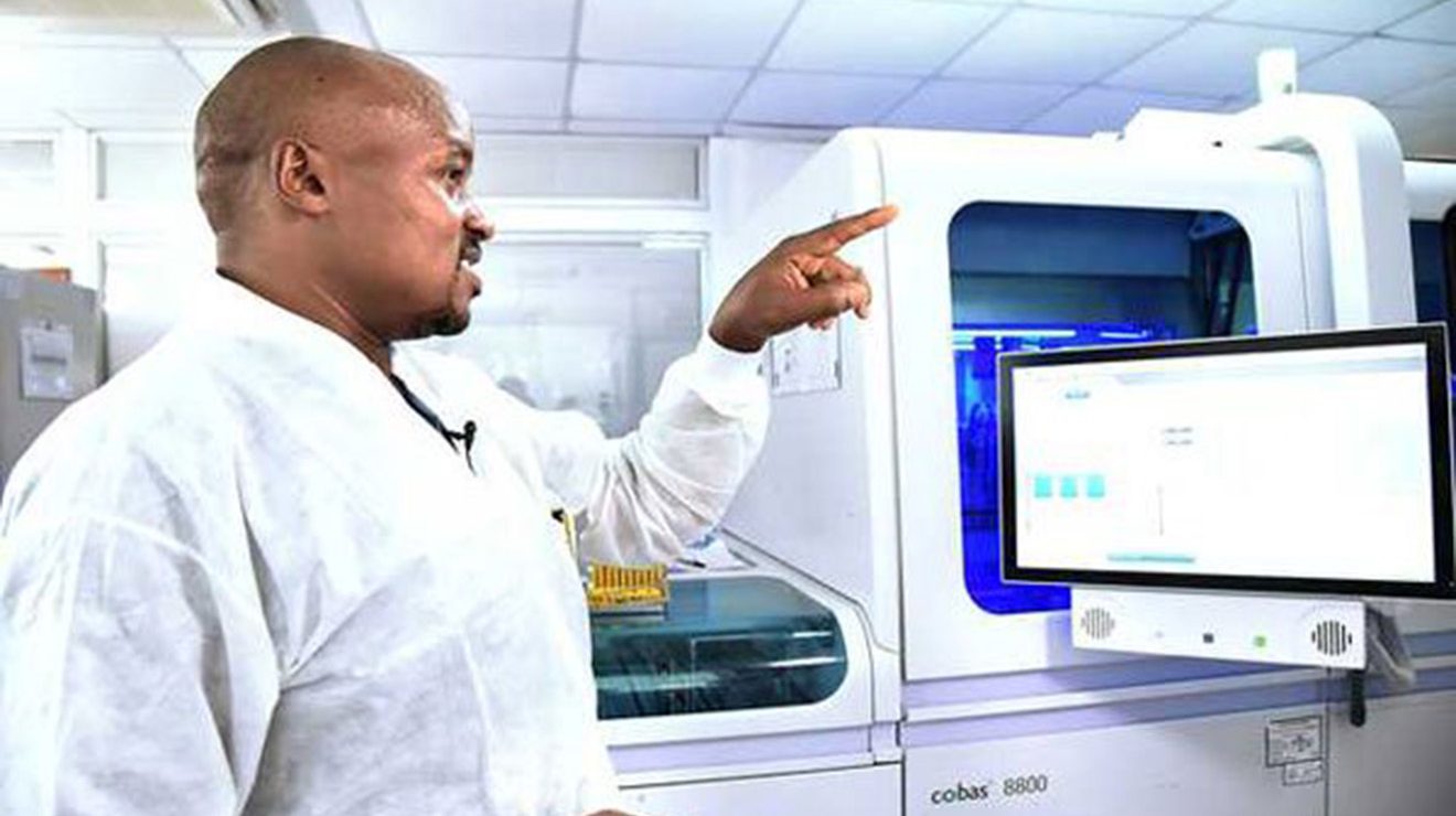Kemri’s new tech to enable Kenya conduct 35,000 Covid-19 tests daily ...