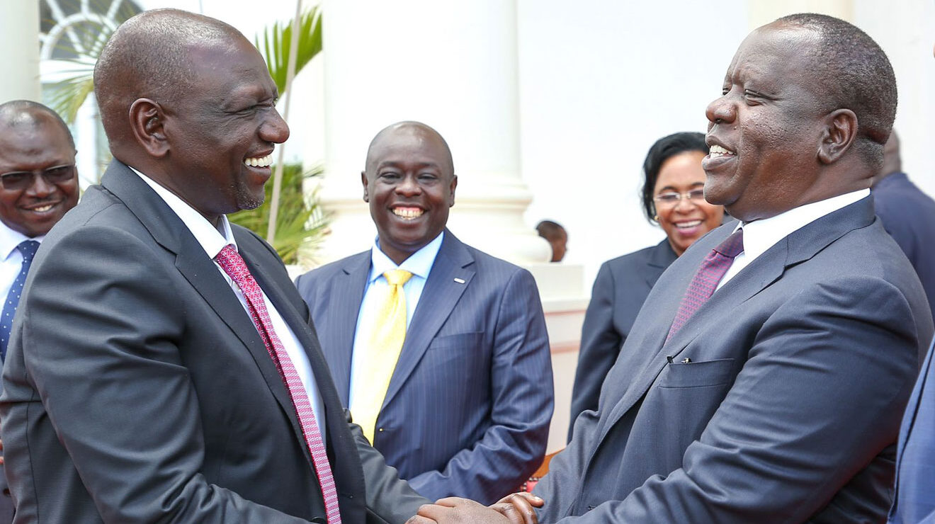 Moment when President Ruto shook hands with his ‘sworn enemy’ Matiang’i ...