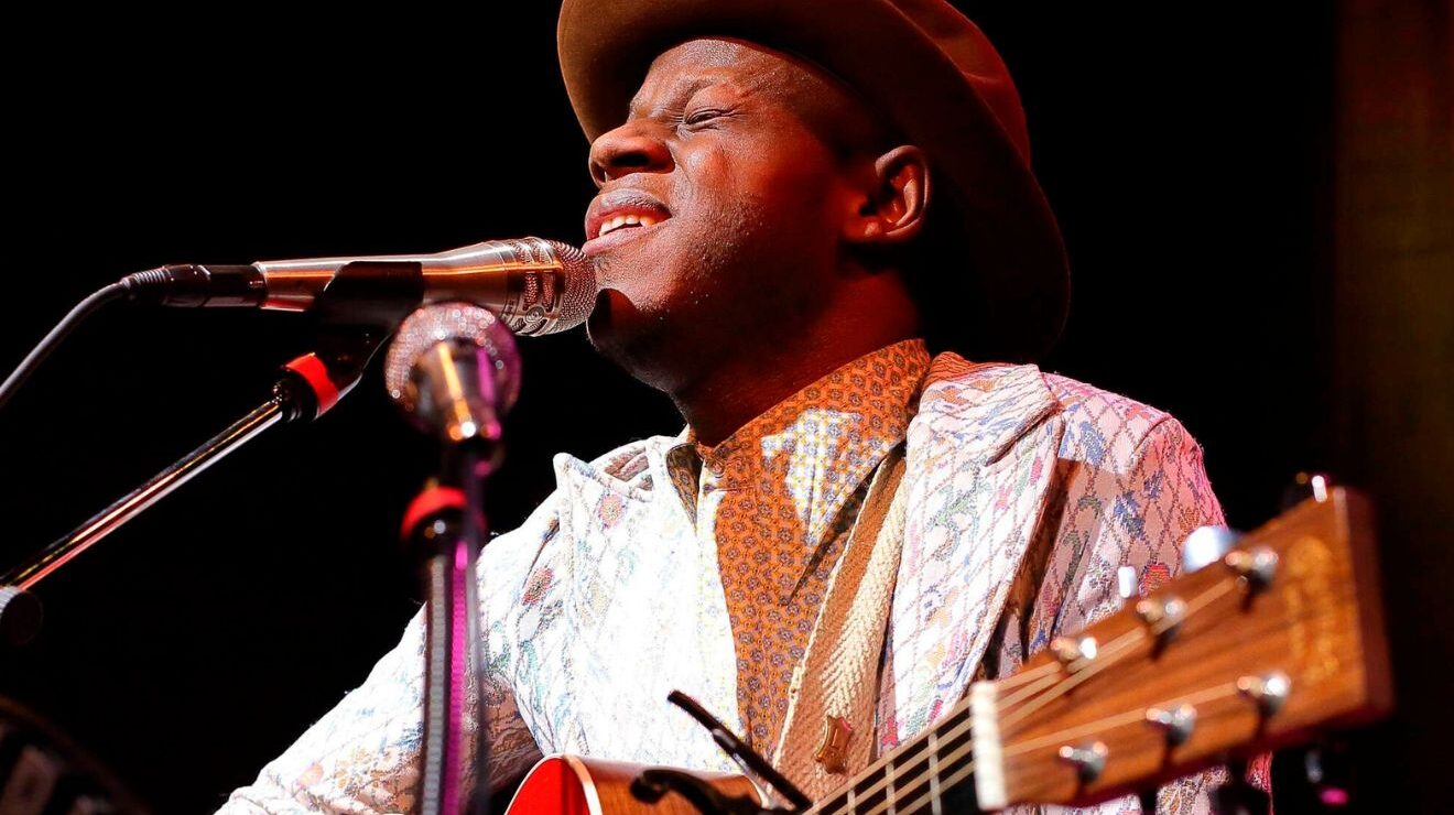 Kenyan singer Ondara wins Sh3million in prestigious US songwriting ...