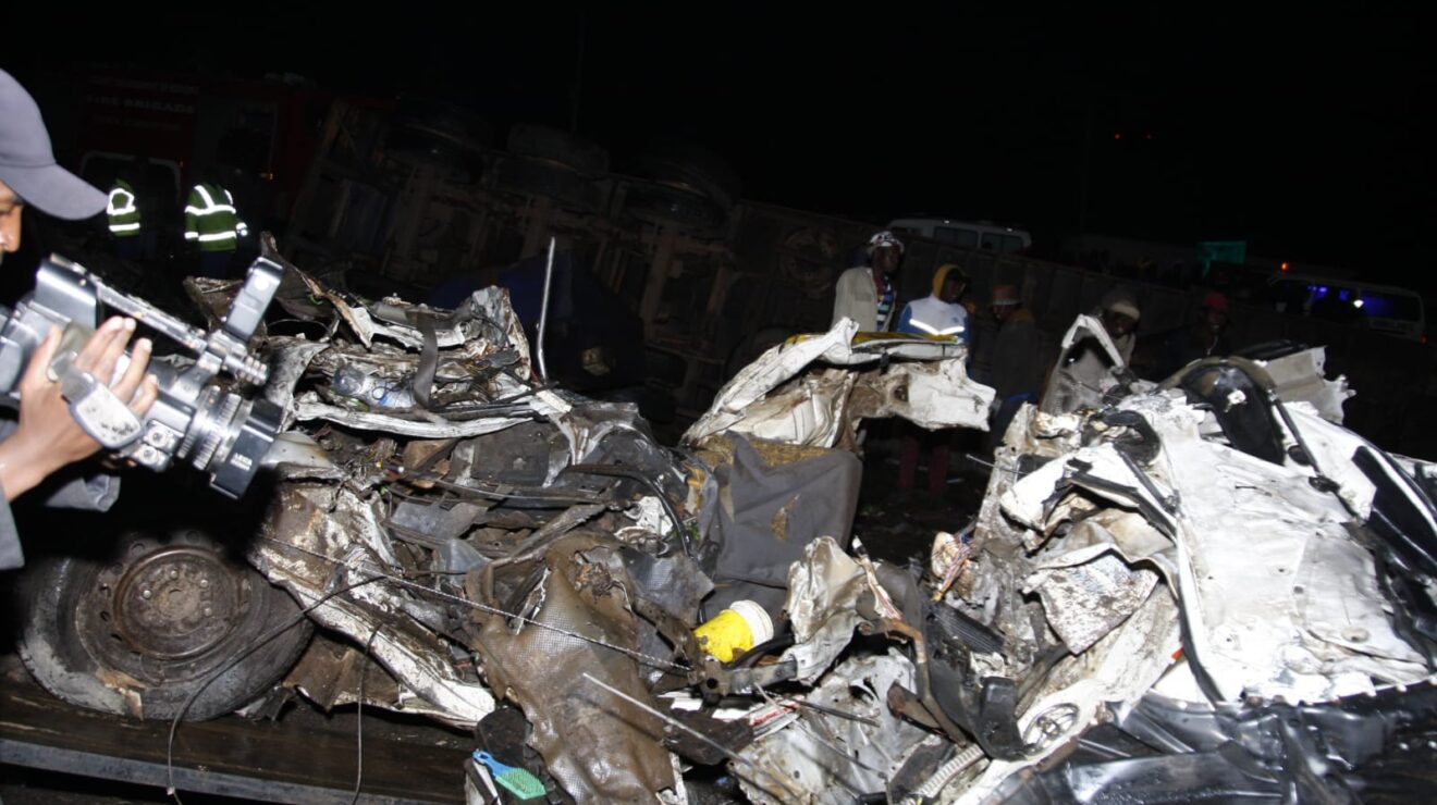 Evans Kidero’s driver, bodyguard injured in grisly Londiani accident ...